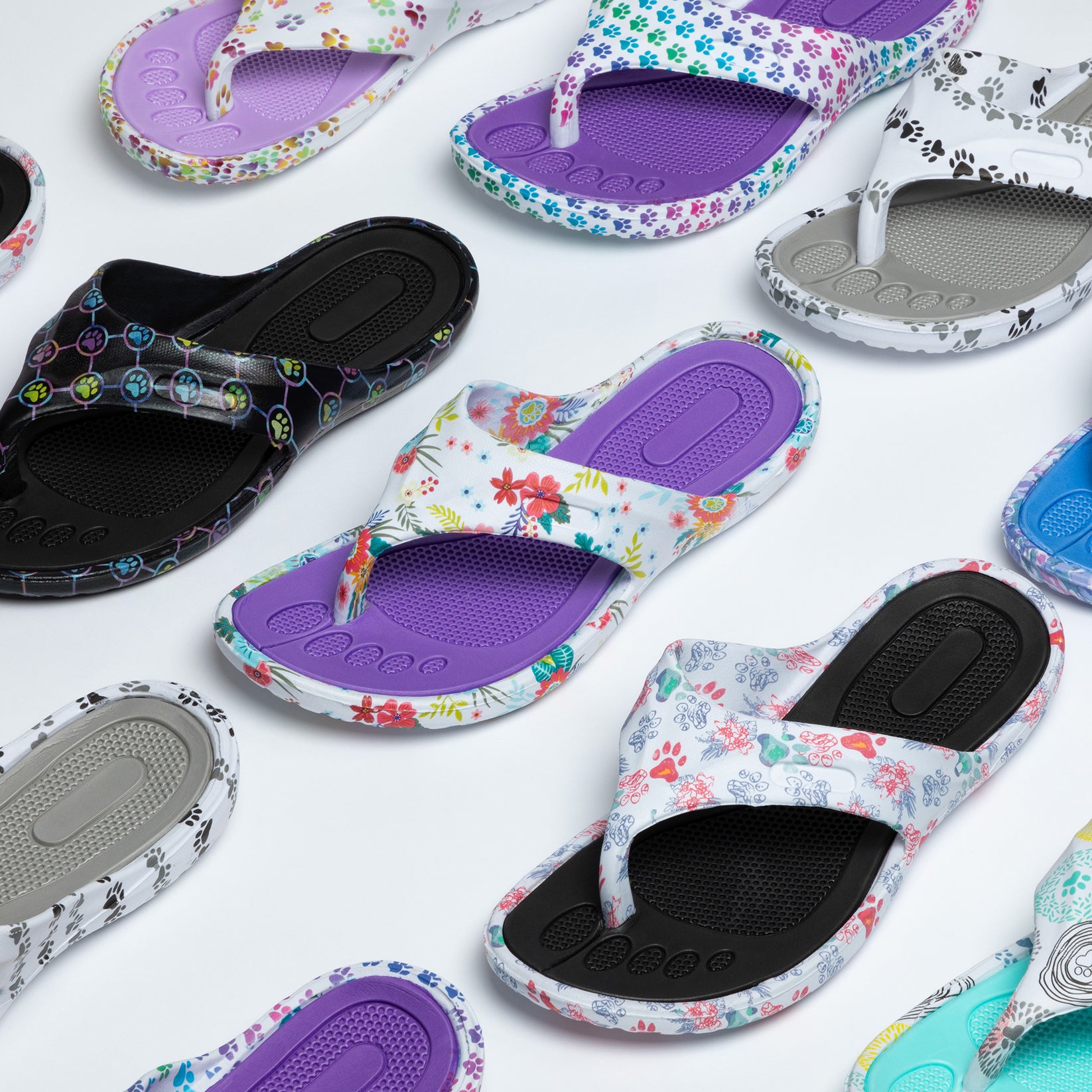 Women's Walking Paws Flip Flops | Paw Print Sandals | The Animal Rescue ...
