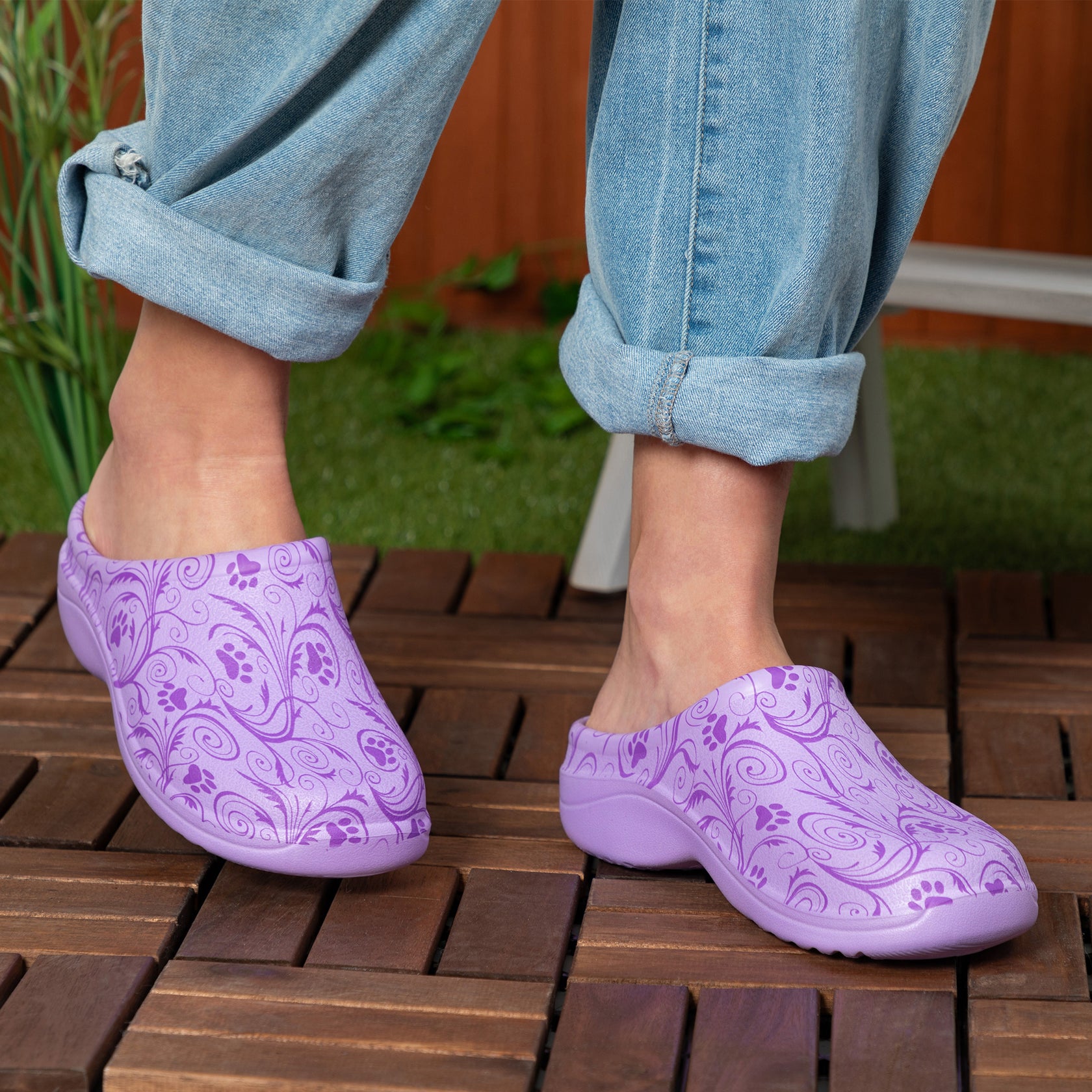 Women's Paw Print Garden Clogs | The Animal Rescue Site